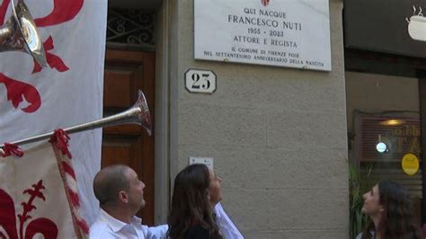 Una Targa Con Polemica Per I 70 Anni Di Francesco Nuti