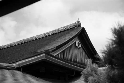 大徳寺 屋根と塀が織りなす美しさ Blog Ikken