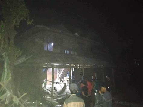 စစ်ကောင်စီ၏ လက်နက်ကြီးပစ်ခတ်မှုကြောင့် လက်ပံချောင်းကျေးရွာနေ သက်ကြီးရွယ