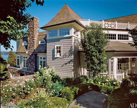 Luxury Shingle Style Architecture