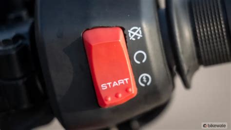 Hero Xtreme 125r High Beam Low Beam Switch Image Bikewale