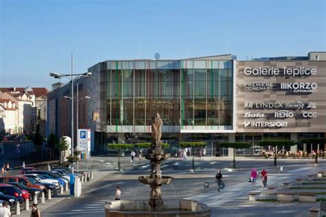 Multifunctional Centre Architektonické A Projekční Studio A8000