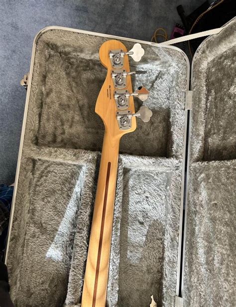 Fender P Bass Special Edition Neck Has Been Replaced With Jazz Bass Is This Worth 425 I