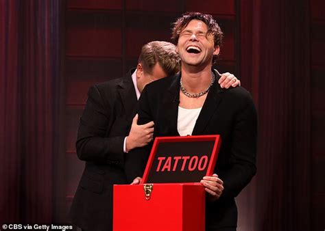 5sos Drummer Ashton Irwin Gets Tattooed On The Late Late Show Daily Mail Online