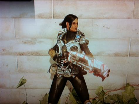 Alicia Valera My Gears Of War 3 Weapon Combos And Statistics
