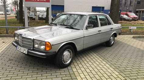 1980 Mercedes Benz 300d W123 Market Classic Com