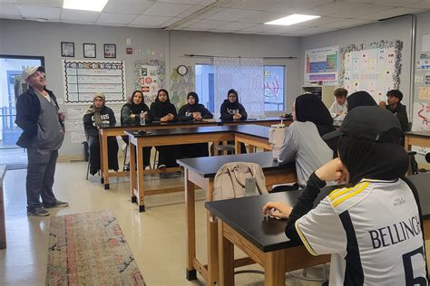 Alumni Orange Crescent School