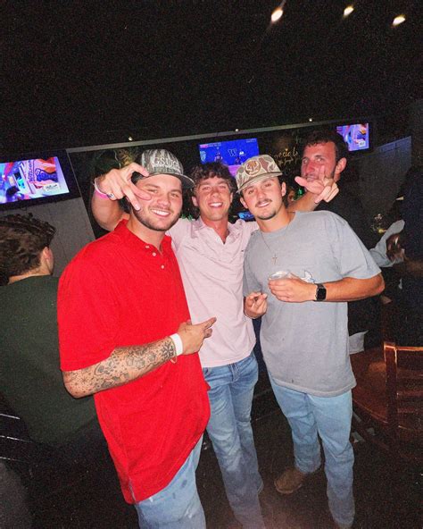 Ethan Macklin Ethan Macklin • Instagram Photos And Videos