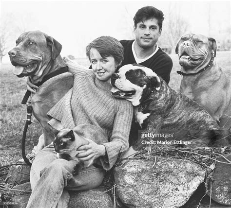 Author Lucy Grealy And Stephen Powers With Pets News Photo Getty Images