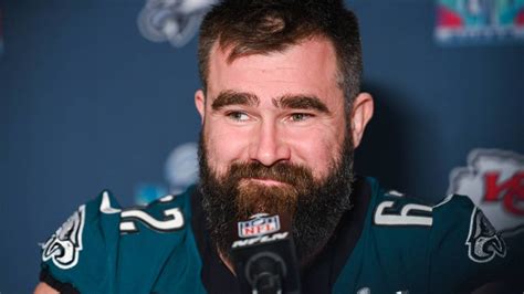 You Sound Drunk Chiefs Fan Adele Brutally Roasts Jason Kelce For