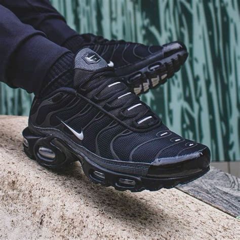 Nike Air Max Plus Tn Triple Black On Foot Shots Artofit