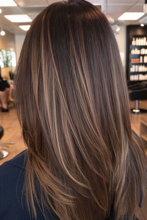 30 Gorgeous Dark Caramel Balayage Ideas For Brunettes Honey Bob