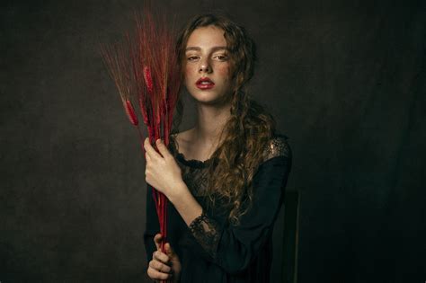 Girl Brunette Freckles Look Wallpaper Coolwallpapersme