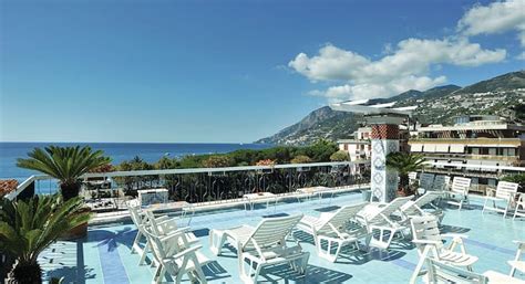 Hotel Miramare In Maiori Uk