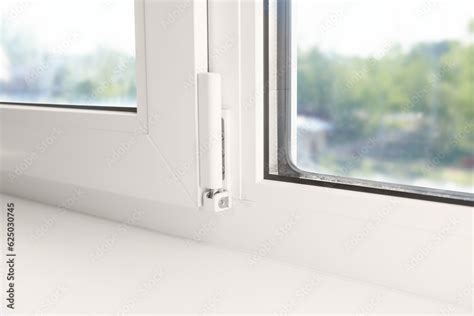 Bottom White Hinge Connector Of Pvc Window Frame Window Frame