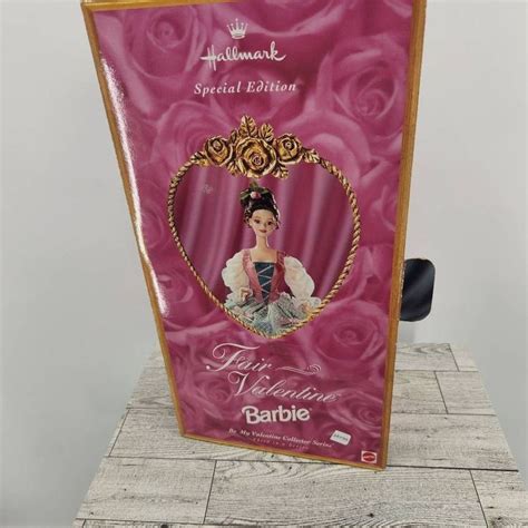 Barbie Toys 1997 Hallmark Special Edition Fair Valentine Barbie Doll
