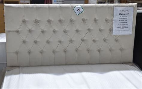 Majestic Ordinary Fabric Bed Set