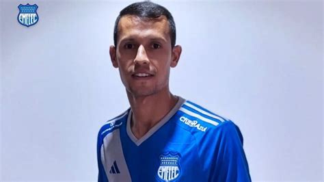 Emelec Enfrenta Una Nueva Demanda Ante La Fifa Por Andrés Ricaurte Ag Deportes