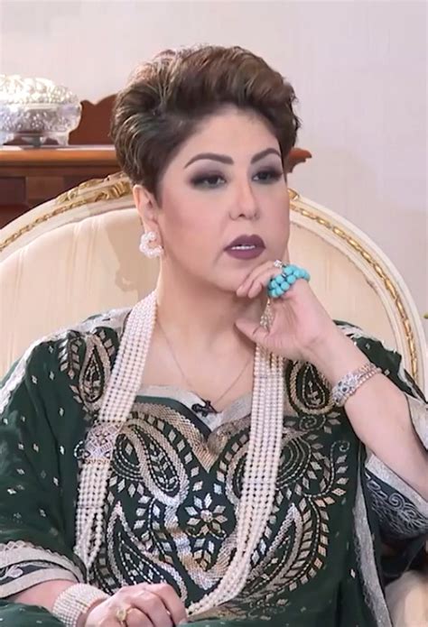 8 Hot Sexy Fajer Alsaeed Bikini Pics