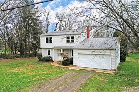 2474 Johnnycake Rd Se Warren Oh 44484 Mls 5109370 50 Photos Movoto