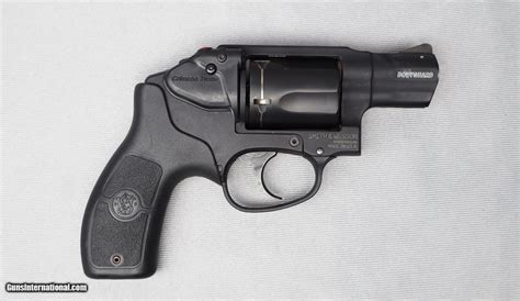 Smith And Wesson ~ Bodyguard ~ 38 Special P