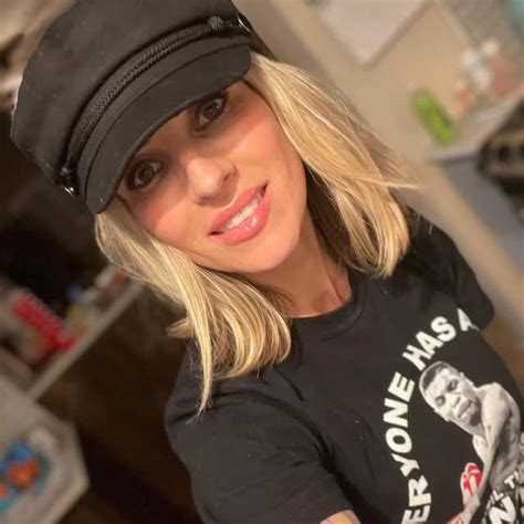 Ashley Smith Marshall Blondevol12 • Threads Say More