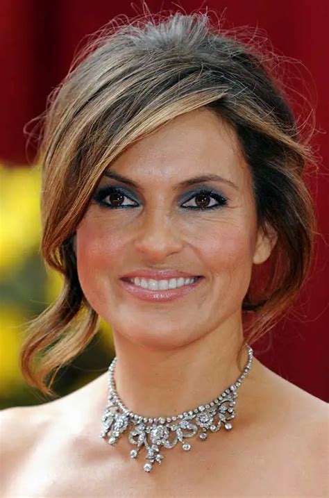 14 Mariska Hargitay Hairstyles To Inspire You