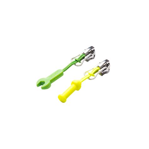 Rubber Zipper Puller Higer Logo Patch