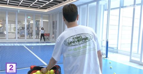 백화점에서 테니스 친다‥체험형 쇼핑 인기