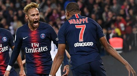 He Is A Phenomenon Neymar Hails Four Goal Mbappe Fourfourtwo
