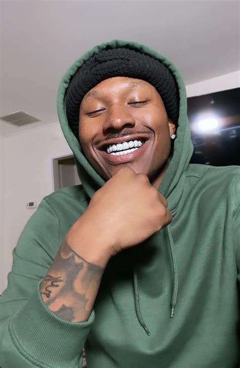 Pin By Dee On Duke Dennis Light Skin Men Black Men Beard Styles