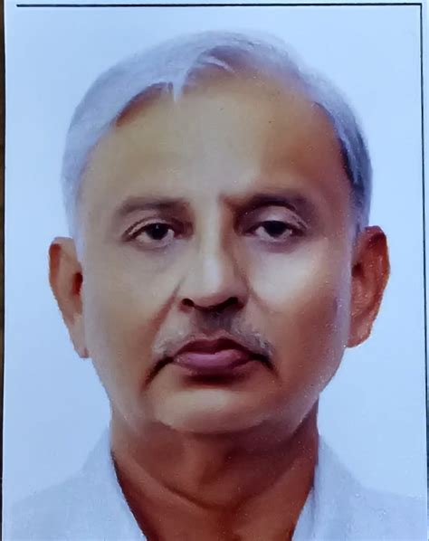 Shri Manoj Saunik Maharashtra Real Estate Regulatory Authority