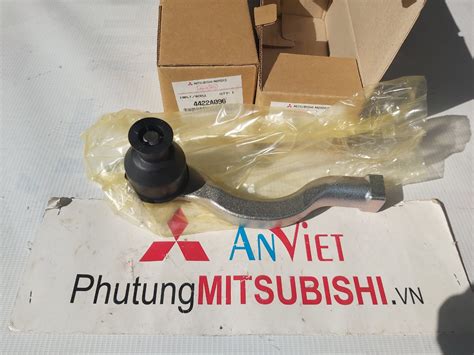 Ro Tuyn Lái Ngoài Xe Mitsubishi Triton Chính Hãng