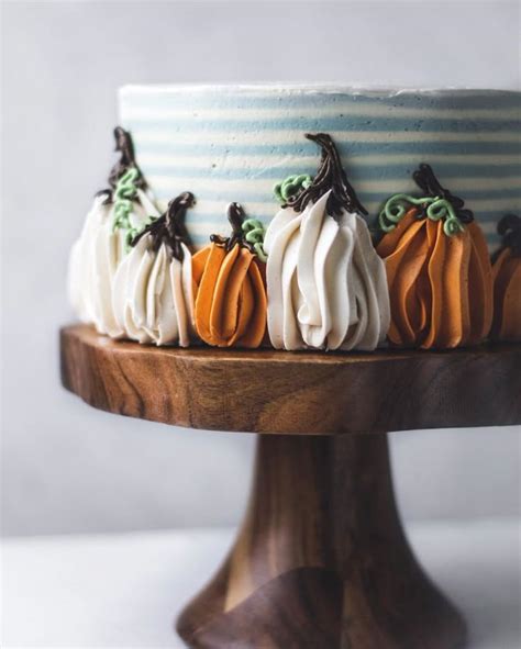 130 Halloween Cake Ideas Thatll Tingle Your Taste Buds Pumpkin Cake