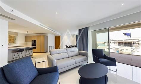 Portomaso Laguna Luxury Apartment With Marina Views In Saint Julians