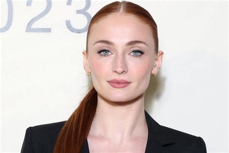Sophie Turner Actress Game Of Thrones Actress Sophie Turner Has
