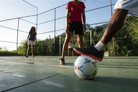 Beneficios De Jugar Futbol Todo Lo Que Debes Saber Altium