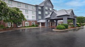 20 Best Summerville Hotels From 96