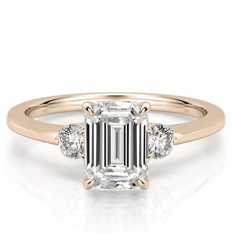 5 Unique Engagement Ring Styles With Diamond For Your Partner