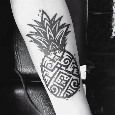 27 Stunning Pineapple Tattoo Ideas That Symbolize Warmth And Welcome