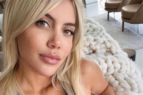 Wanda Nara al party esclusivo non è la regina l attenzione è tutta su un altra partecipante