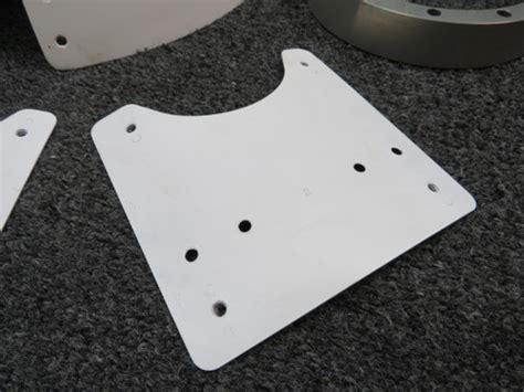 Piper Pa34 200t Mt Propeller Rh 3 Blade Spinner Dome With Bulkhead