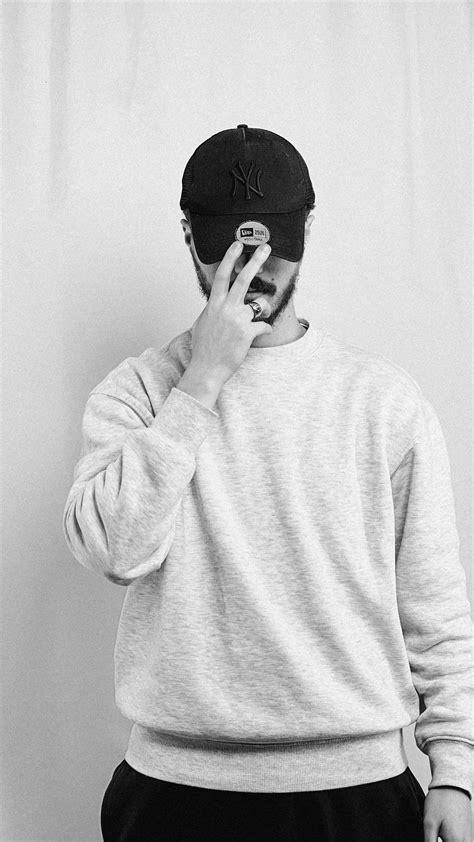 غروب الشمس هو الوقت المناسب للإلتقاط الصور 🌇📷 Sunsetpics Sunsetvision Portrait