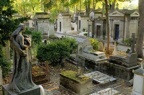 Pourquoi Visiter Le Cimetière Du Père Lachaise Nrtc
