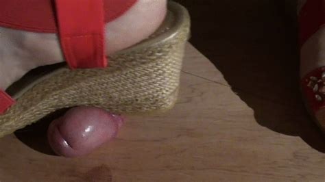 Bbw Crush And Trample Uk Bbw Red Wedge Espadrille Cock Crush