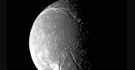 El Bamboleo De Las Lunas De Urano Puede Revelar Océanos Ocultos Infobae