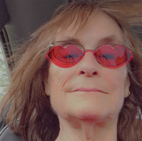 Barbara J Williamson