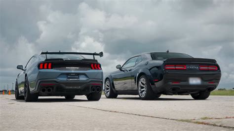 This Looked Like A Fair Muscle Car Fight Until The Lights Went Green