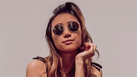 10 Hot Sexy Charnie Reeves Bikini Pics