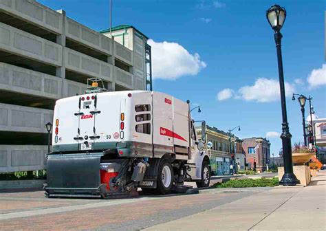 Three Types Of Elgin Sweepers Kinloch Equipment And Supply